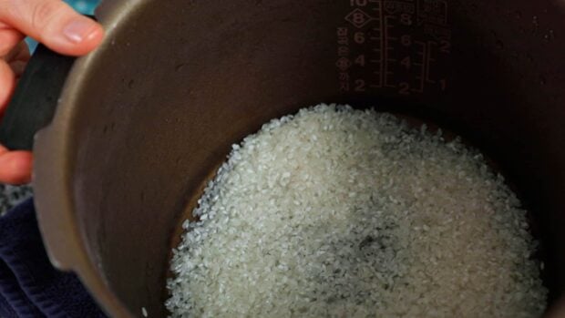 Rice punch (Sikhye: 식혜) recipe by Maangchi