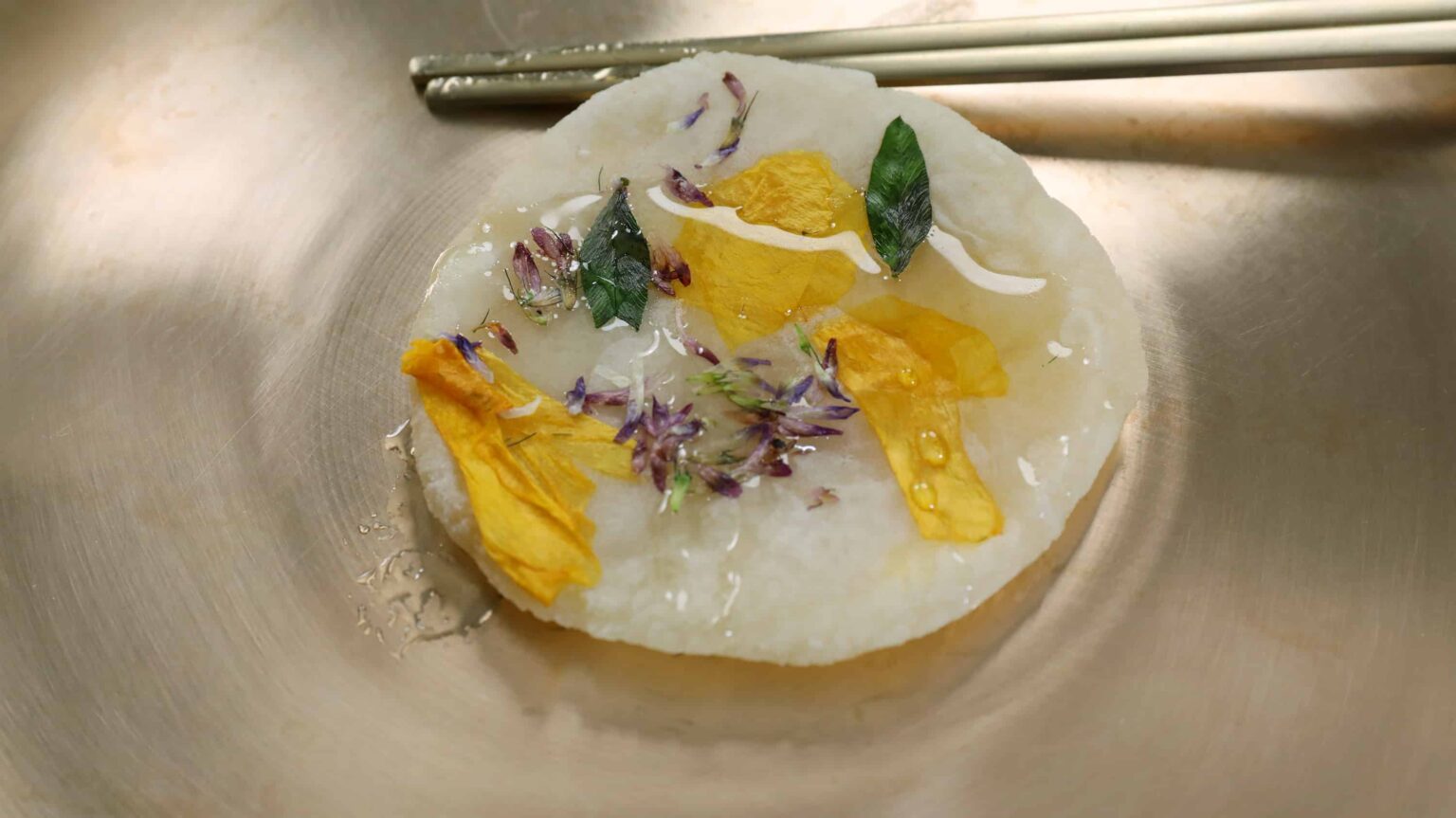 Pan-fried sweet rice cakes with edible flowers (Hwajeon: 화전) recipe by ...