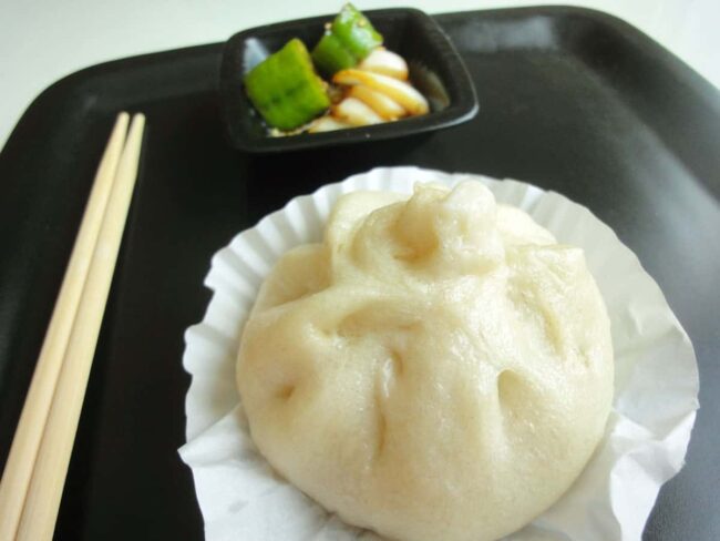 Steamed pork buns (Jjinppang-mandu) recipe by Maangchi
