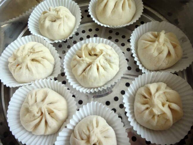 Steamed pork buns (Jjinppang-mandu) recipe by Maangchi