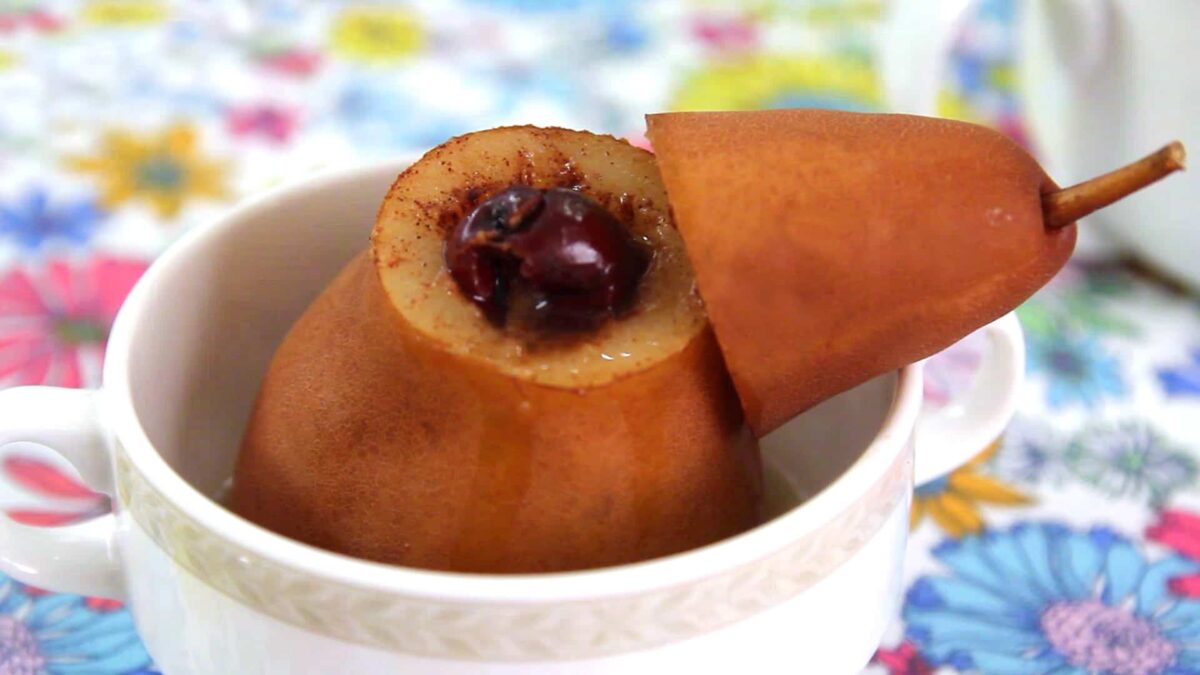 Baesuk (Korean steamed pears) recipe by Maangchi
