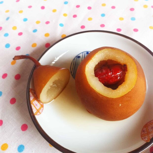 Baesuk (Korean steamed pears) recipe by Maangchi