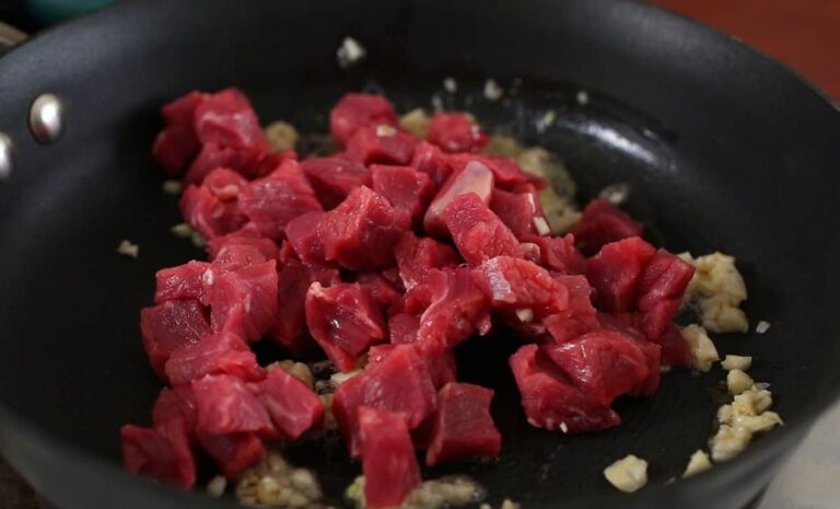 Yak-gochujang (Fried gochujang) recipe by Maangchi