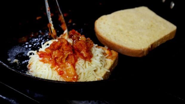 Kimchi grilled cheese (김치 그릴치즈) recipe by Maangchi
