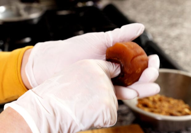 Gotgam-danji (Stuffed persimmons) 곶감단지 recipe by Maangchi