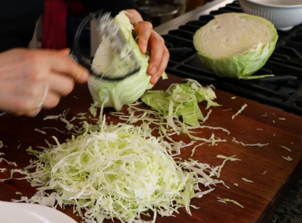 Shredded cabbage pickles (Yangbaechu-pickle: 양배추피클) recipe by Maangchi